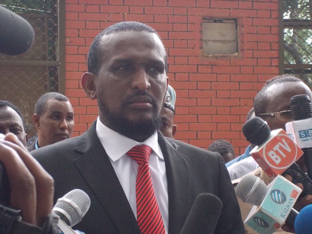 Somalia:Abdulkader Osoble Gives Bribes to Hawadle MPs